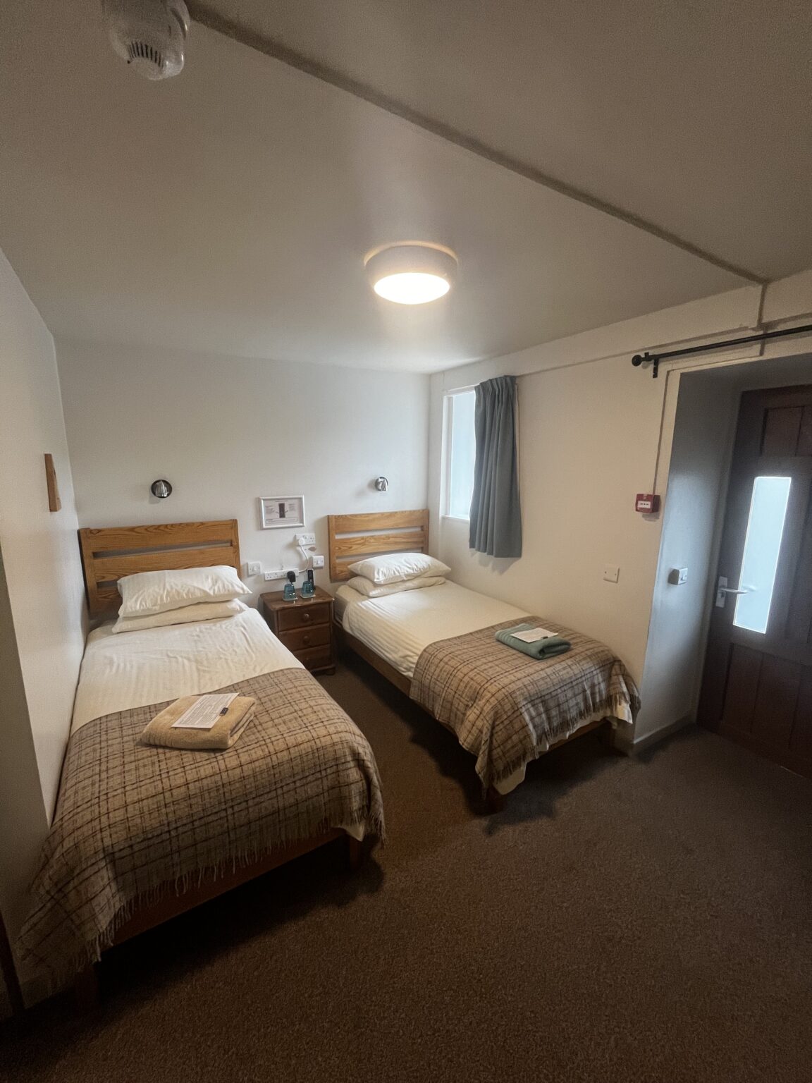 Bedrooms – Visit – Scargill